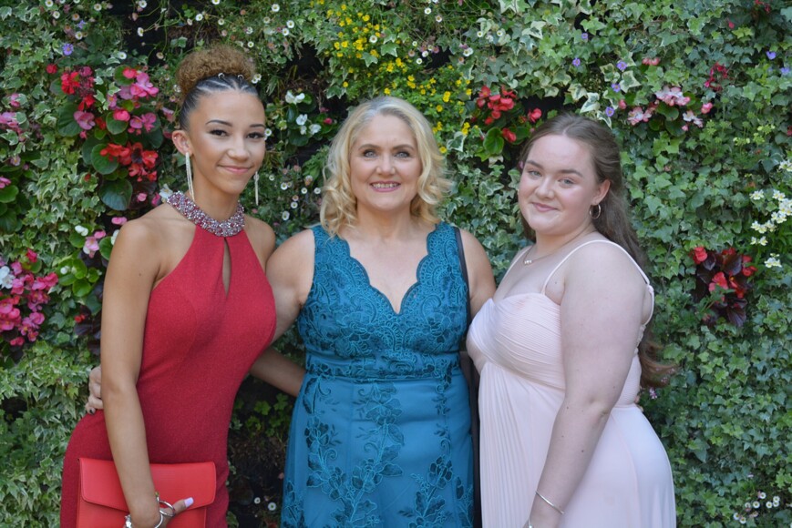 Year 11 Prom 2022 - School Gallery - St Edmund Campion Catholic School ...