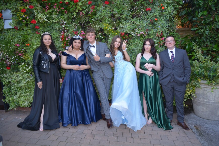 Year 11 Prom 2022 - School Gallery - St Edmund Campion Catholic School ...